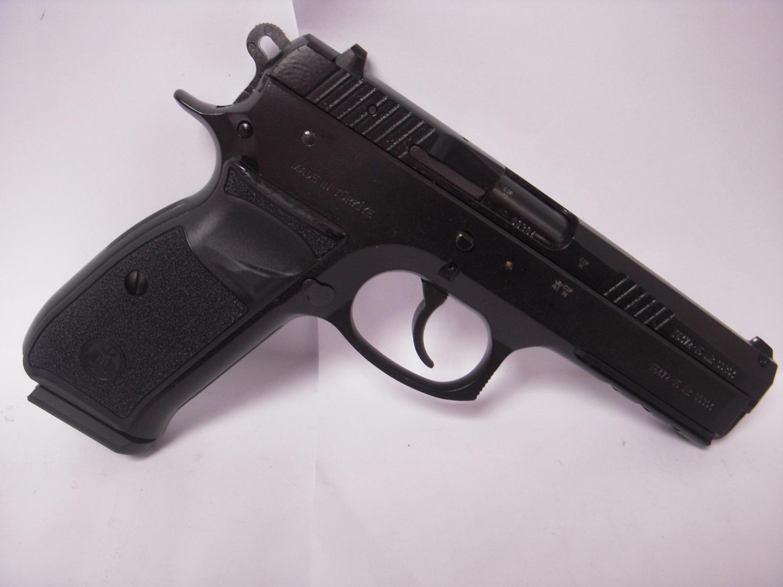 Pistolet CANIK P120 cal 9mm